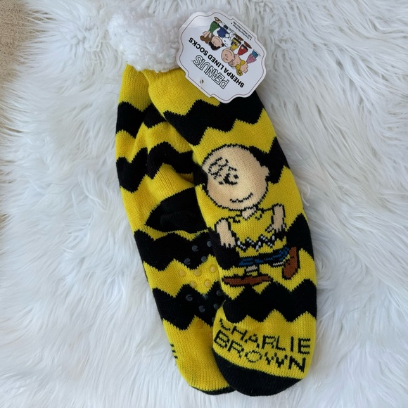 Peanuts | Other | Peanuts Charlie Brown Sherpa Lines Warm Socks | Poshmark